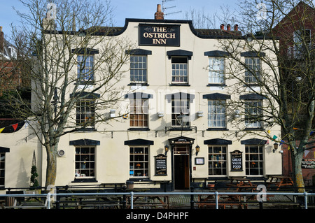 Ostrich Inn, Bathurst Basin, Bristol Docks, Bristol Stock Photo - Alamy