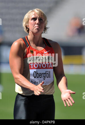 German Christina Obergfoell reacts during the women?s javelin ...