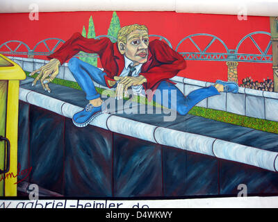 East Side Gallery. Der Mauerspringer by Gabriel Heimler Stock Photo - Alamy