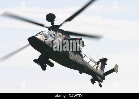 Bundeswehr Tiger helicopter in flight, Franco-German combat helicopter ...