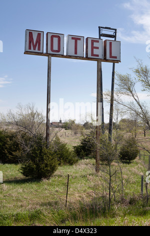 A motel sign outside of North Platte, Nebraska, USA Stock Photo - Alamy