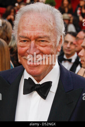 OSCARS - Red Carpet - Actor Christopher Plummer with his wife, actress ...
