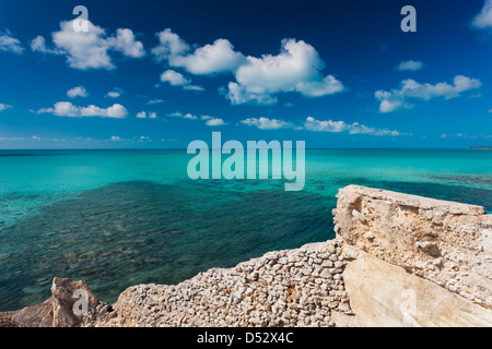 Bahamas, Eleuthera Island ,The Glass Window Bridge Stock Photo - Alamy