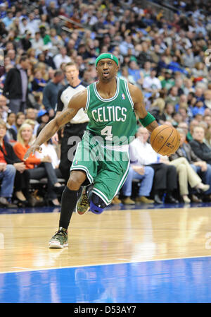 Dallas Mavericks guard Jason Terry (31) celebrates after scoring a ...