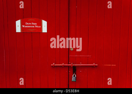 Whisky distillery exteriors with bonded warehouse Stock Photo - Alamy