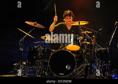 Drummer Danny Thompson performs during a The Alan Parsons Live Project ...