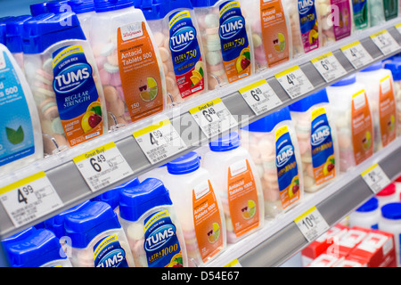 Tums antacid products on display at a Walgreens Flagship store Stock ...