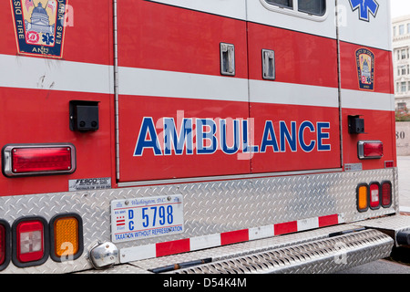 Ambulance rear view - USA Stock Photo - Alamy