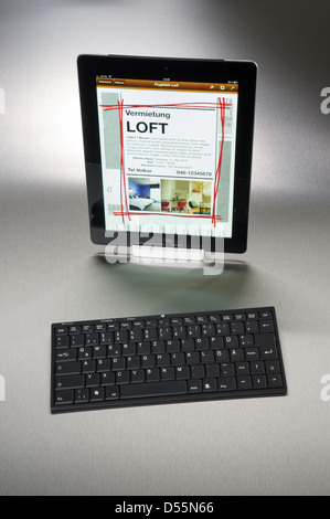 iPad with external keyboard Stock Photo - Alamy