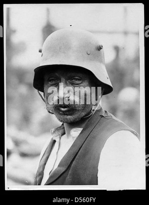 WW1 German Prisoners in Detention Compound at Frith Hill Stock Photo ...