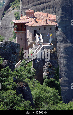 Meteora, Greece. Monastery of Roussanou, beautiful Thessaly landmark ...
