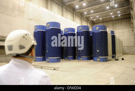 34 Castor nuclear storage casks are deposited at the interim storage ...