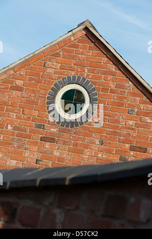 Round window in brickwork Stock Photo: 25919642 - Alamy