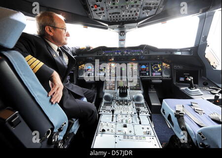 Pilot, chief pilot, cockpit, airplane, Airbus A380, civil aviation ...