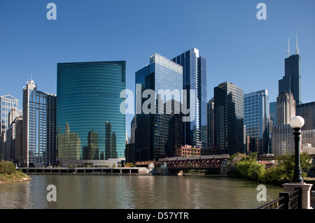 NORTH LOOP SKYLINE DOWNTOWN CHICAGO ILLINOIS USA Stock Photo - Alamy