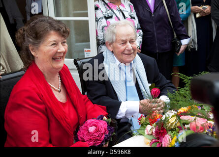 The writer Siegfried Lenz and his wife Liselotte Stock Photo - Alamy