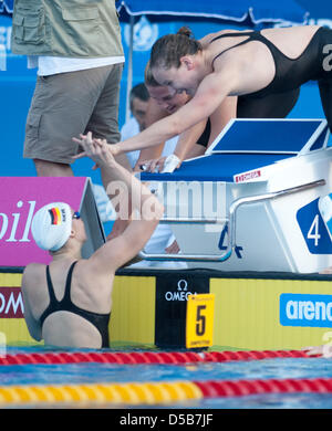 Germany's Daniela Schreiber (L-R), Lisa Vitting, Britta Steffen and ...