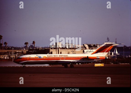 The Boeing 727 N555PS is a commercial aircraft that was part of a ...
