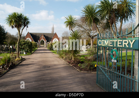 Alperton cemetery London Stock Photo - Alamy