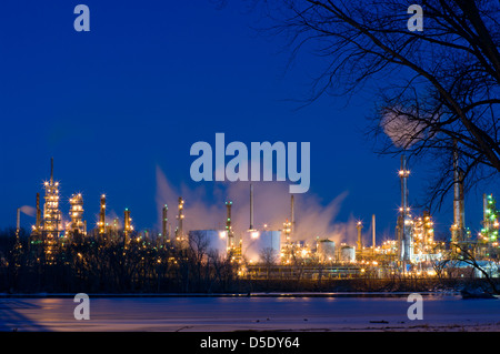 oil and petroleum refinery along frozen mississippi river in saint paul ...