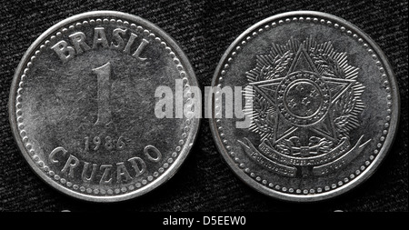 1 cruzado coin, Brazil, 1986 Stock Photo - Alamy