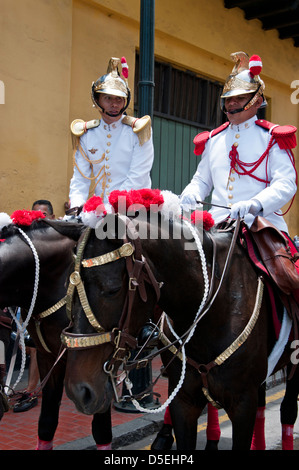 Presidential guard at Government Palace in Lima. Peru Stock Photo - Alamy