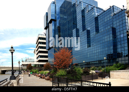 Northern and Shell Building. Lower Thames Street.London.UK.2006 Stock ...