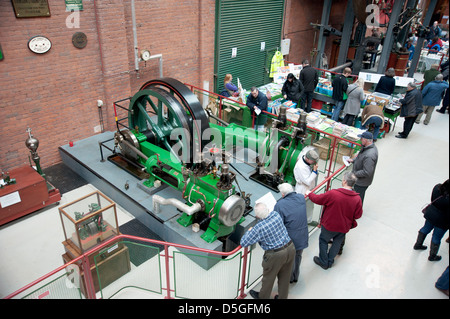 Robey cross compound twin cylinder steam engine, Bolton Steam Museum ...