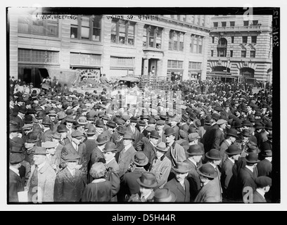 I.W.W. Meeting -- Union Square - crowd at IWW (Industrial Workers of ...
