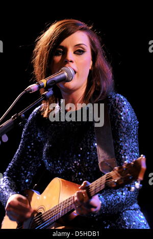 Scotland's singer and songwriter, Amy Macdonald, sings at the Astra ...
