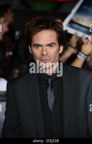 Actor Billy Burke arrives at the world premiere of "The Twilight Saga ...