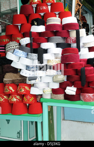 Hand made traditional Tunisian felt hats in the Medina of Tunis Stock ...