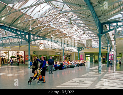 Dublin Heuston station interior Stock Photo - Alamy