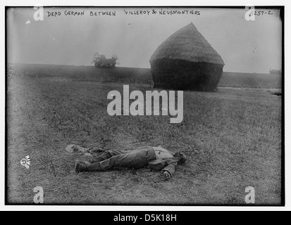 Corpse of dead WWI German soldier killed in action at battlefield at ...