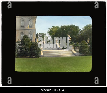 A photograph of 'The Elms,' a mansion located at 367 Bellevue Avenue in ...