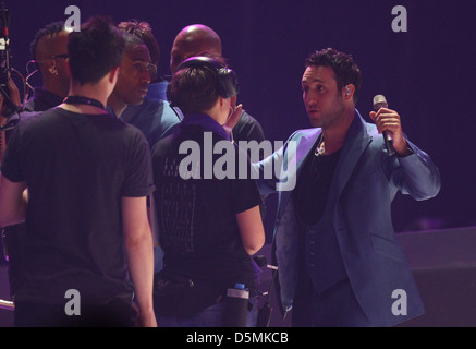 Blue rehearsing for the Eurovision Song Contest (Grand Prix Eurovision ...