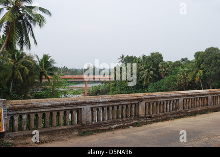 Old Kuzhithurai Bridge Stock Photo - Alamy