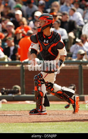 San Francisco Giants catcher Daniel Susac (6) walks out to warmup prior ...