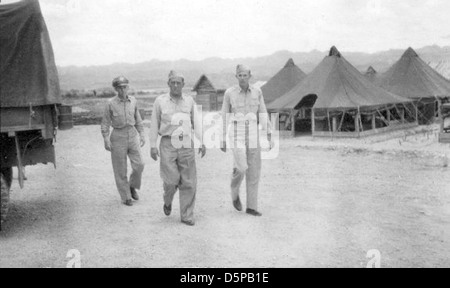 17 - Gen. Chennault & LtCol Simpson Stock Photo - Alamy