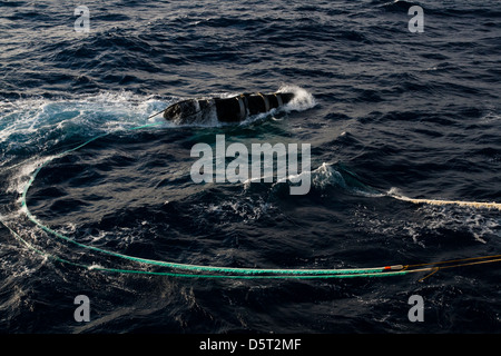 Para van door lifting operation in the seismic vessel Veritas Vantage ...