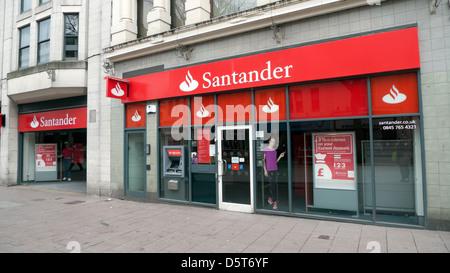 Santander Building Society/Bank sign at Great Yarmouth Stock Photo - Alamy