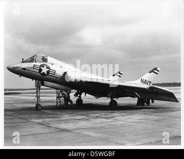 The Vought F7U-3 Cutlass was a carrier-based fighter jet developed for ...