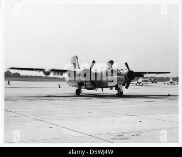 The Grumman S2F-1 Tracker is a carrier-based anti-submarine warfare ...