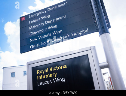 The Royal Victoria Infirmary Leazes wing entrance Newcastle upon Tyne ...
