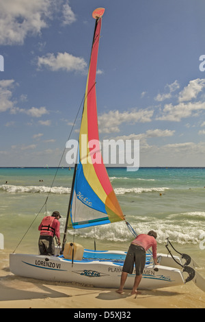 Preparing Sailboat For Launch Yucatan Mexico Stock Photo - Alamy