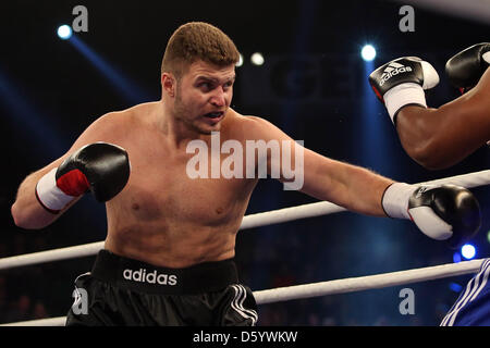 German heavyweight boxer Edmund Gerber fights against US boxer Darnell ...