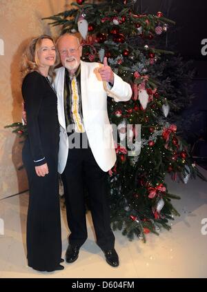 Singer Roger Whittaker and his daughter Jessica recording a Christmas ...