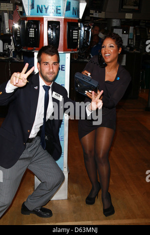 Toni Braxton Autism Speaks Celebrates World Autism Awareness Day ...