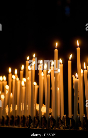 Burning candles in the Cathedral of Milan, Italy Stock Photo - Alamy