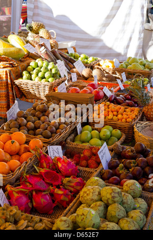 Variety of citrus fruits Stock Photo - Alamy